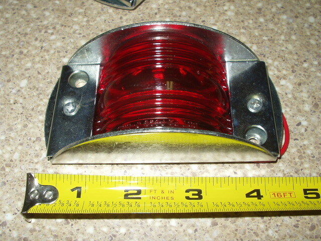 1 - Steel Guarded Marker Light Red 3 LED Clearance Self Grounding Trai ...